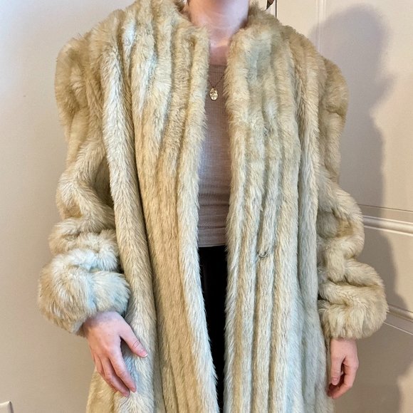 Casper | Jackets & Coats | Vintage 97s Golden Fox Faux Fur Coat Casper ...